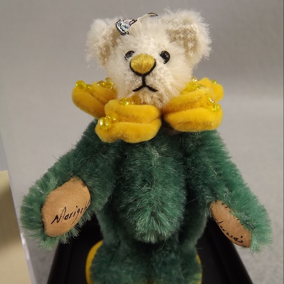 World of Miniature Bears, Becky Wheeler | Accents | Marigold Clown ...